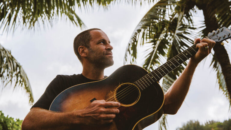 Alex Warren Brings Finding Family On The Road World Tour To New Zealand ...